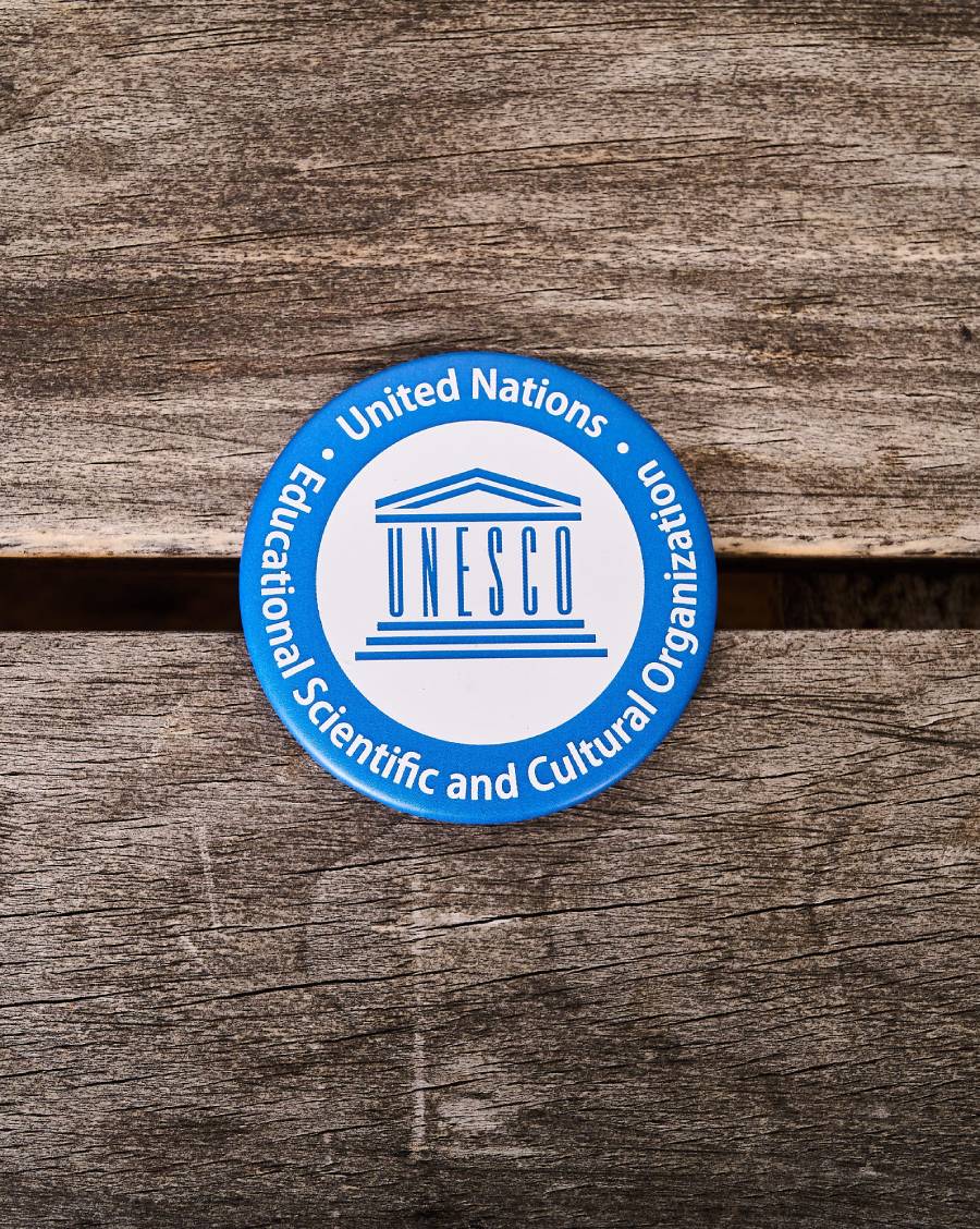 UNESCO blue magnet | UNESCO Shop